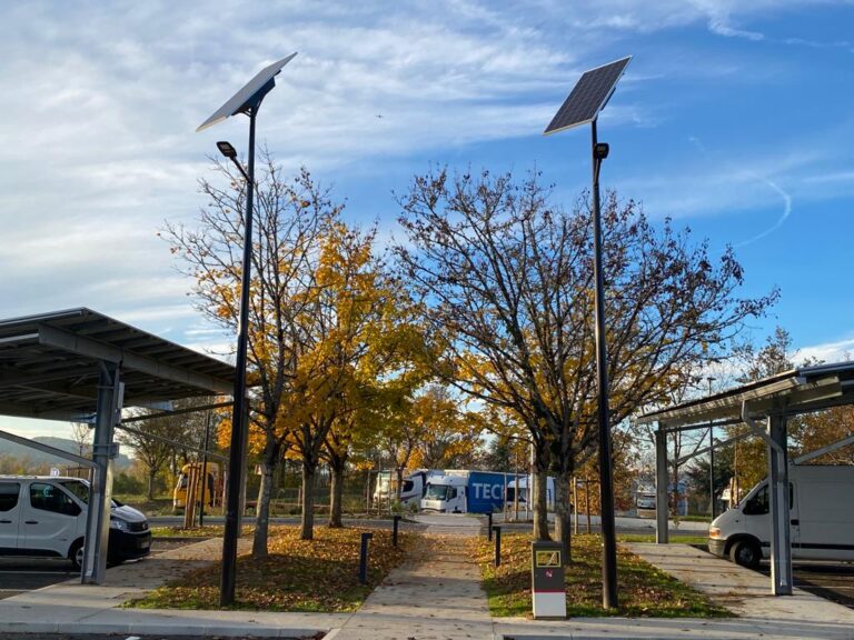 Evergen : High Power Solar Street Lamp - Sunna Design